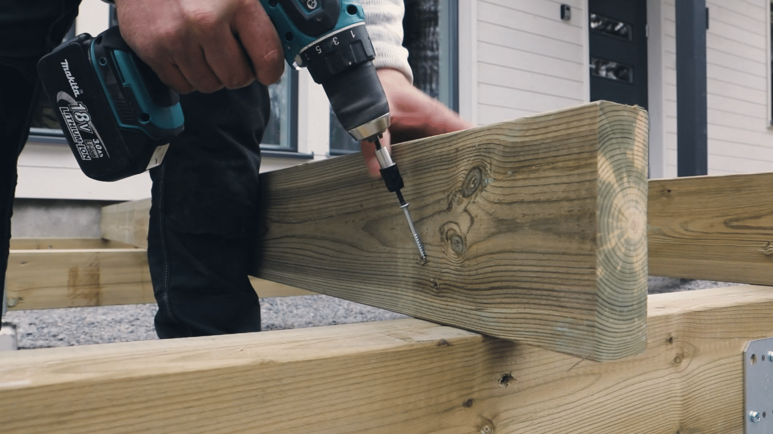 Terassin perustaminen | BCE Pilarimaailma